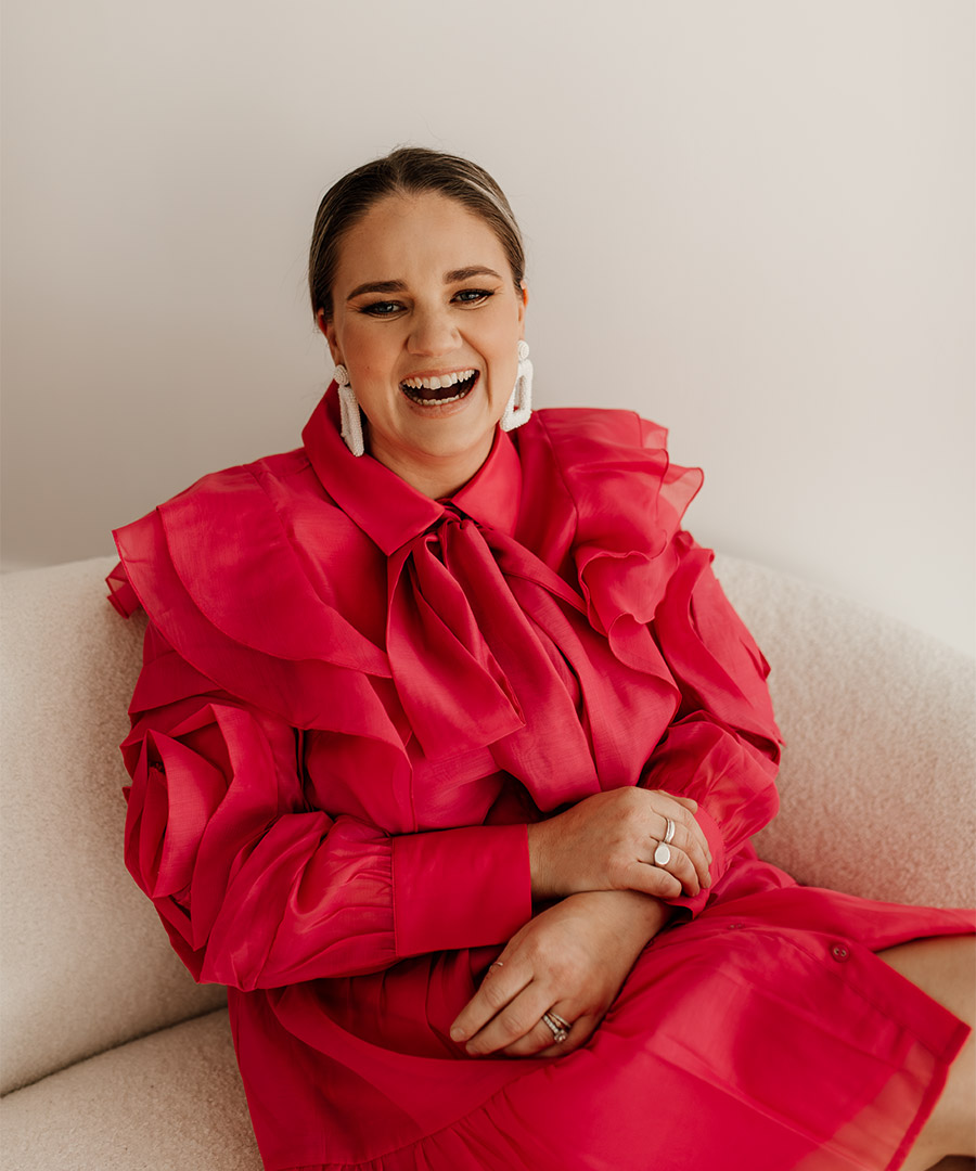 About | Sarah Chippindale | Wedding Celebrant | Port Stephens