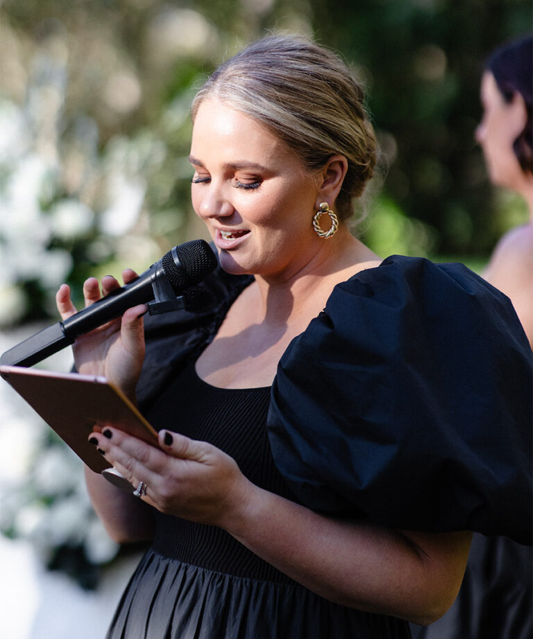 About | Sarah Chippindale | Wedding Celebrant | Port Stephens